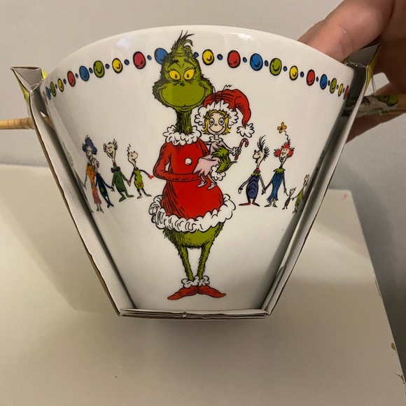 Dr. Seuss | Holiday | The Grinch Ramen Bowl | Poshmark